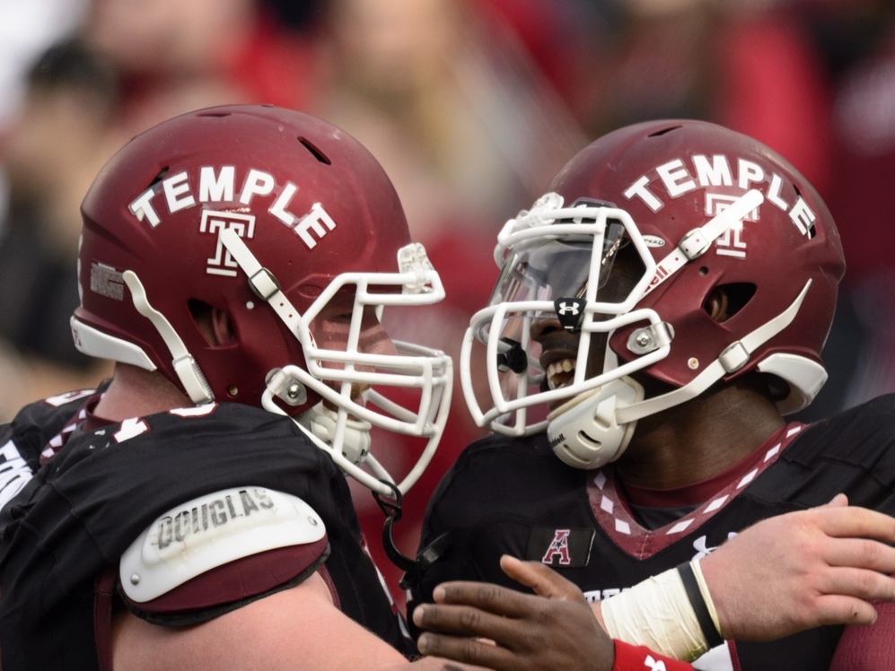 Keeler’s first play call: Split the helmet baby – Temple Football Forever