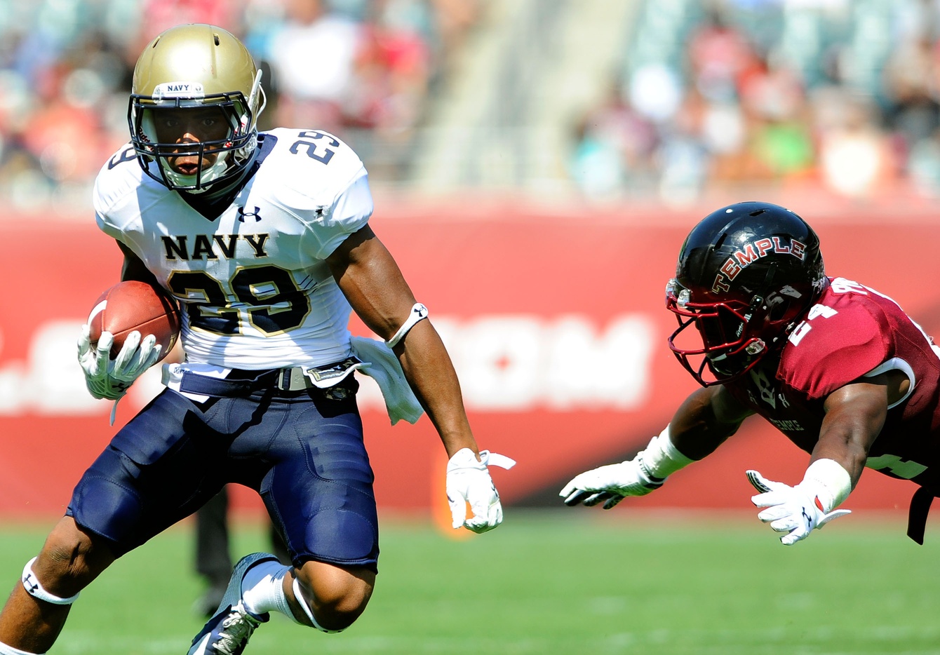 Rich Barnes’ photo Gallery: Navy vs. Temple – Temple Football Forever